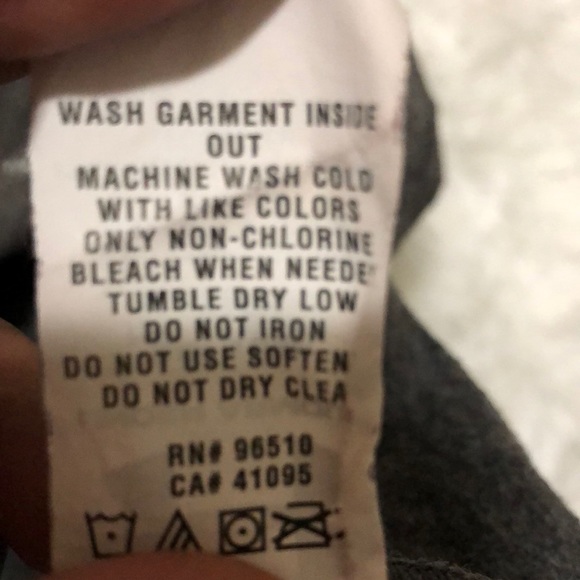 Under Armour | Tops | Under Armor Shirt Size Yxl | Poshmark